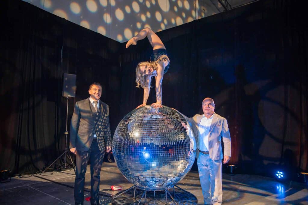 Spector and Co. - Stupak Las Vegas